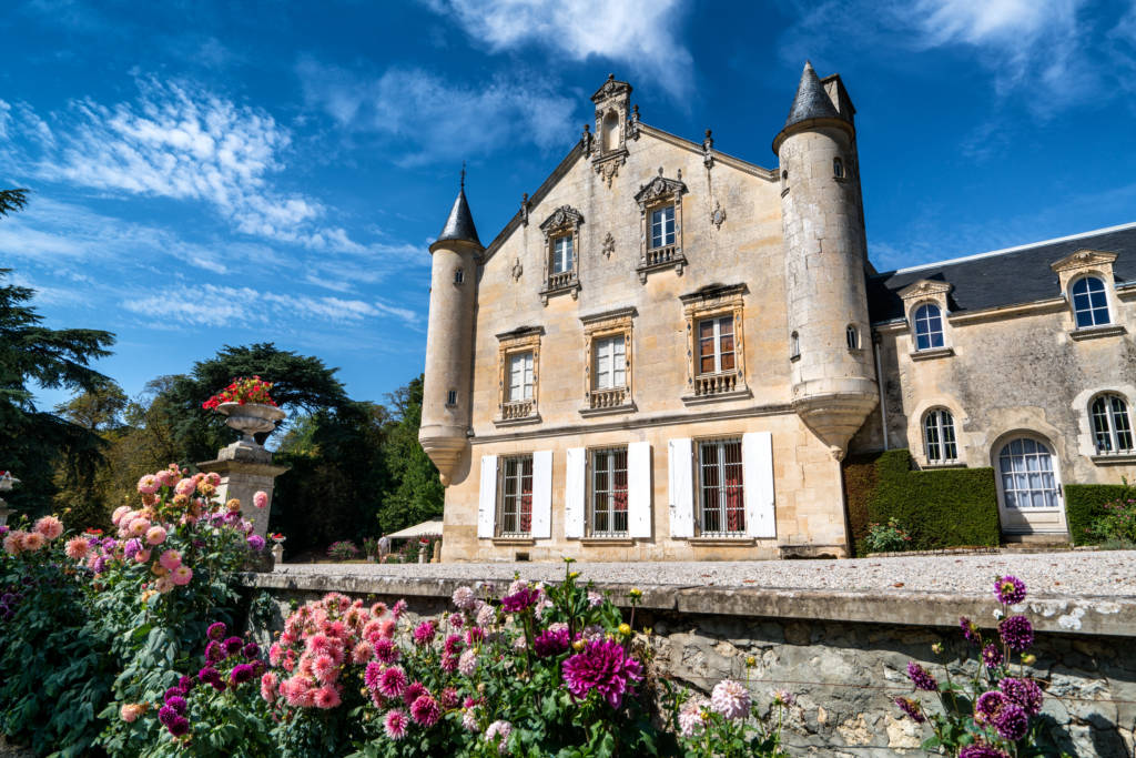 The Castle of Terre-Neuve in Fontenay-le-Comte - Parc naturel régional ...