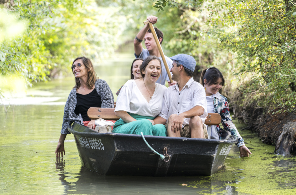 Découvrez la Venise verte dans le Marais poitevin - Parc naturel ...